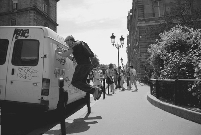 Levitation by Franck Bohbot | Amusing Planet